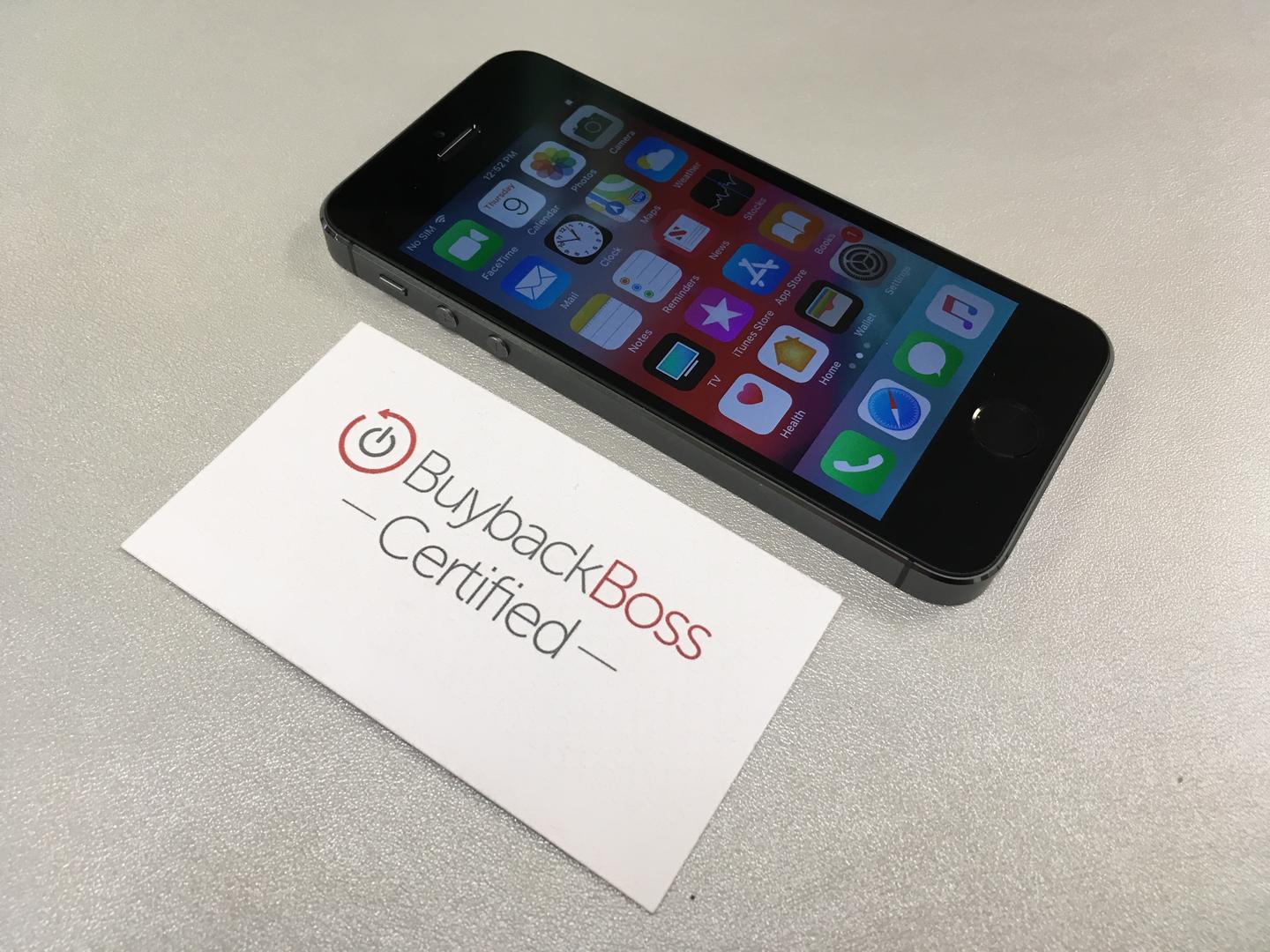 Apple iPhone 5S - Unlocked, Gray, 16GB, A1533, GSM - LRSZ08334 - Swappa