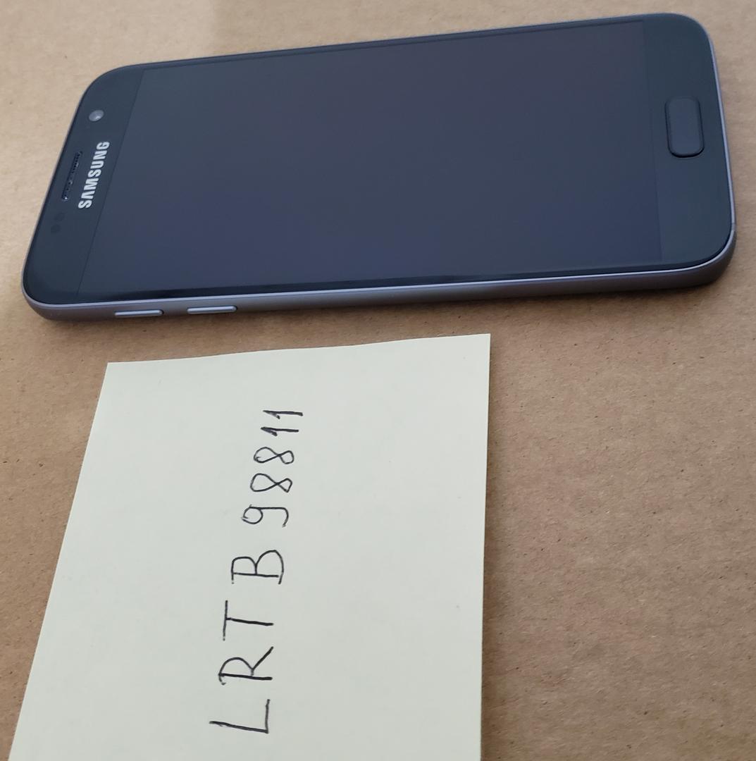 Samsung Galaxy S7 - Sprint, Black, 32GB, SM-G930P - LRTB98811 - Swappa