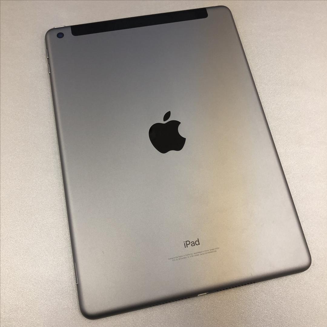 Apple iPad 6th Gen - Unlocked, Gray, 128GB, A1954 - LRTK57851 - Swappa