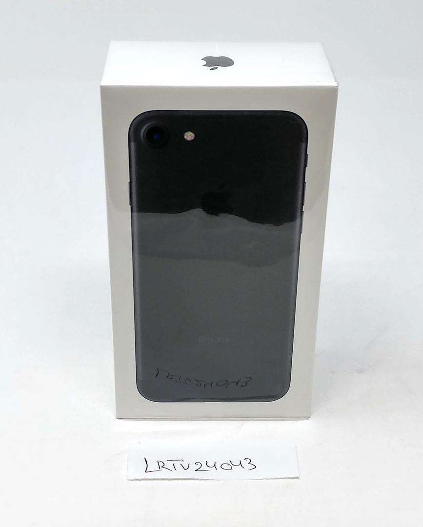Apple iPhone 7 - Unlocked, Black, 32GB, A1660 - LRTV24043 - Swappa