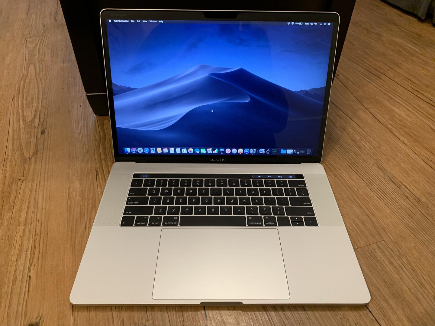 MacBook Pro 2018 (With Touch Bar) - 15" - I9, Silver, 512GB, 32GB ...