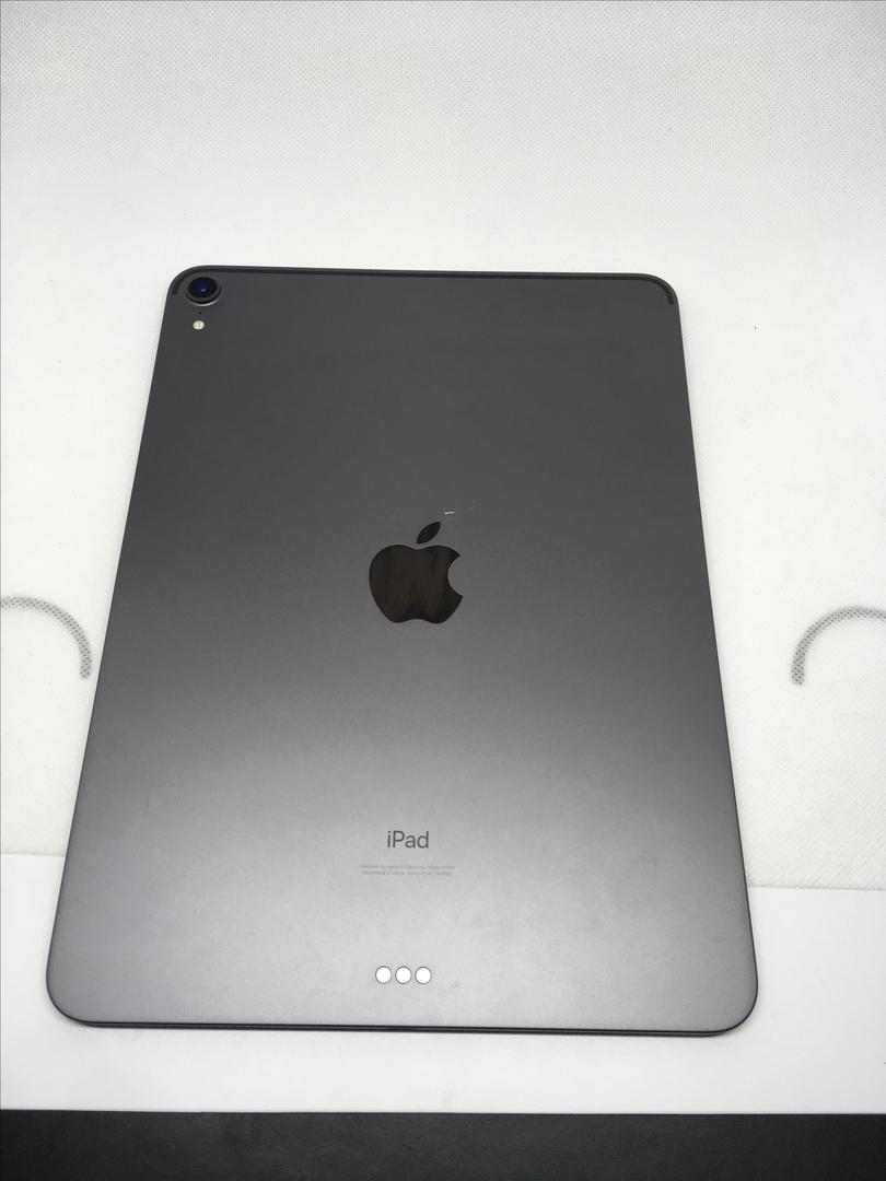 Apple iPad Pro 11" 2018 - Wi-Fi, Gray, 64GB, A1980 - LRUB05403 - Swappa