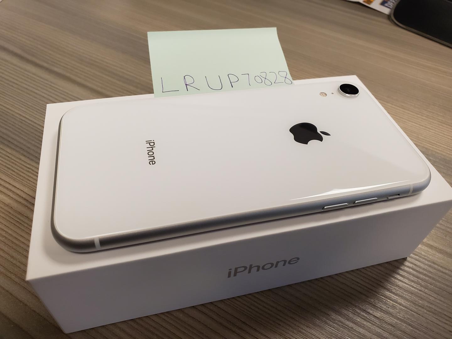 Apple iPhone Xr - Verizon, White, 256GB, A1984 - LRUP70828 - Swappa