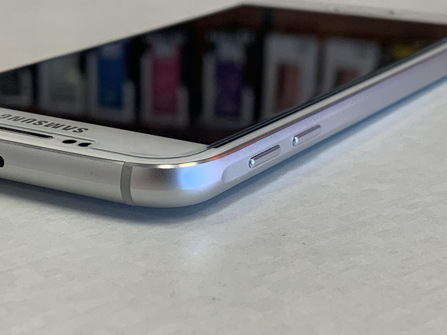 Samsung Galaxy S6 - AT&T, White, 32GB, SM-G920A - LRUW68742 - Swappa