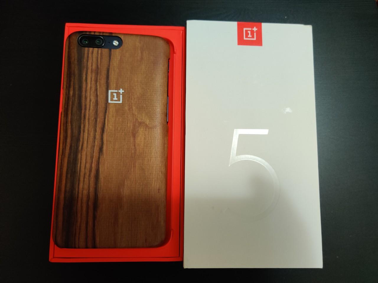 OnePlus 5 - Unlocked, Gray, 64GB, 6GB, A5000 - LRUZ75358 - Swappa