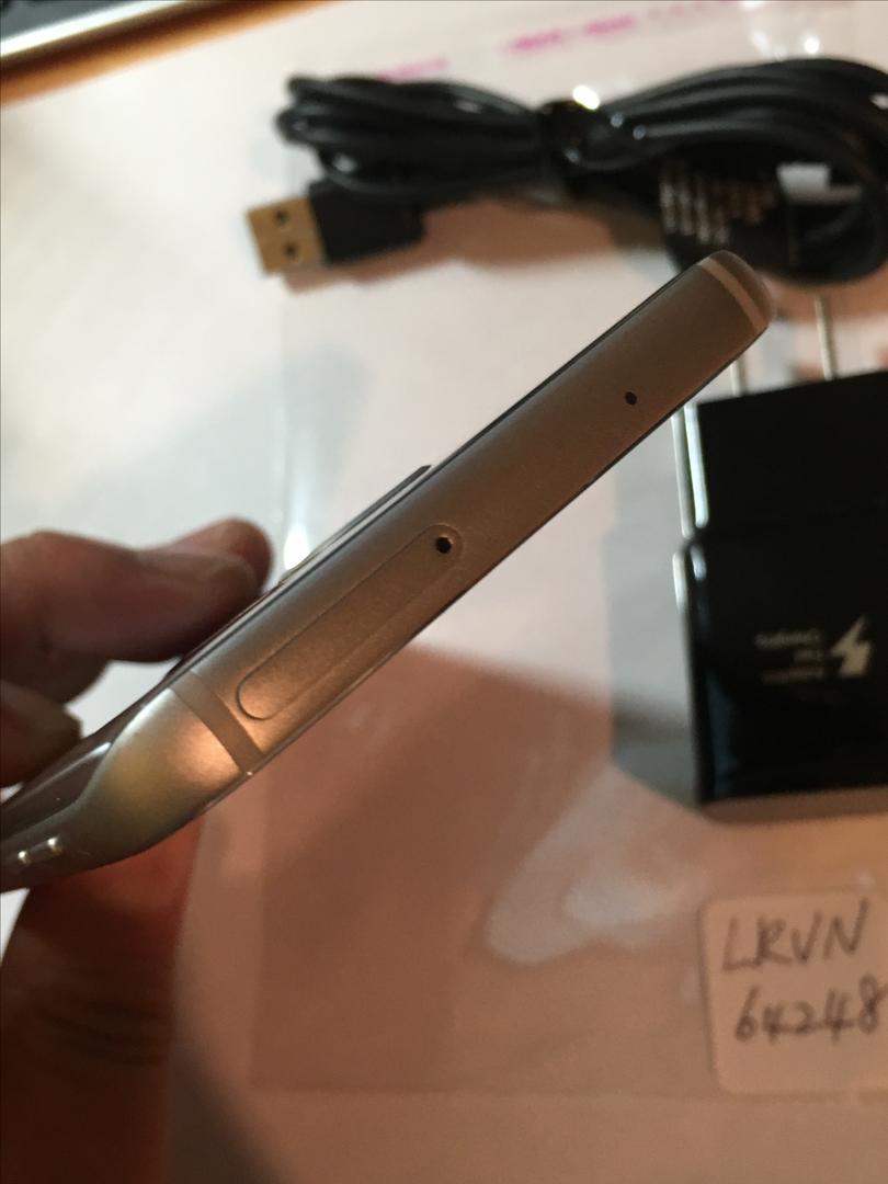 Samsung Galaxy S7 - Unlocked, Silver, 32GB, SM-G930W8 - LRVN64248 - Swappa