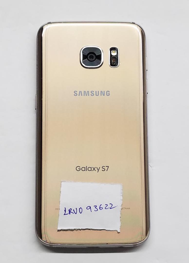 Samsung Galaxy S7 - Unlocked, Gold, 32GB, SM-G930U - LRVO93622 - Swappa