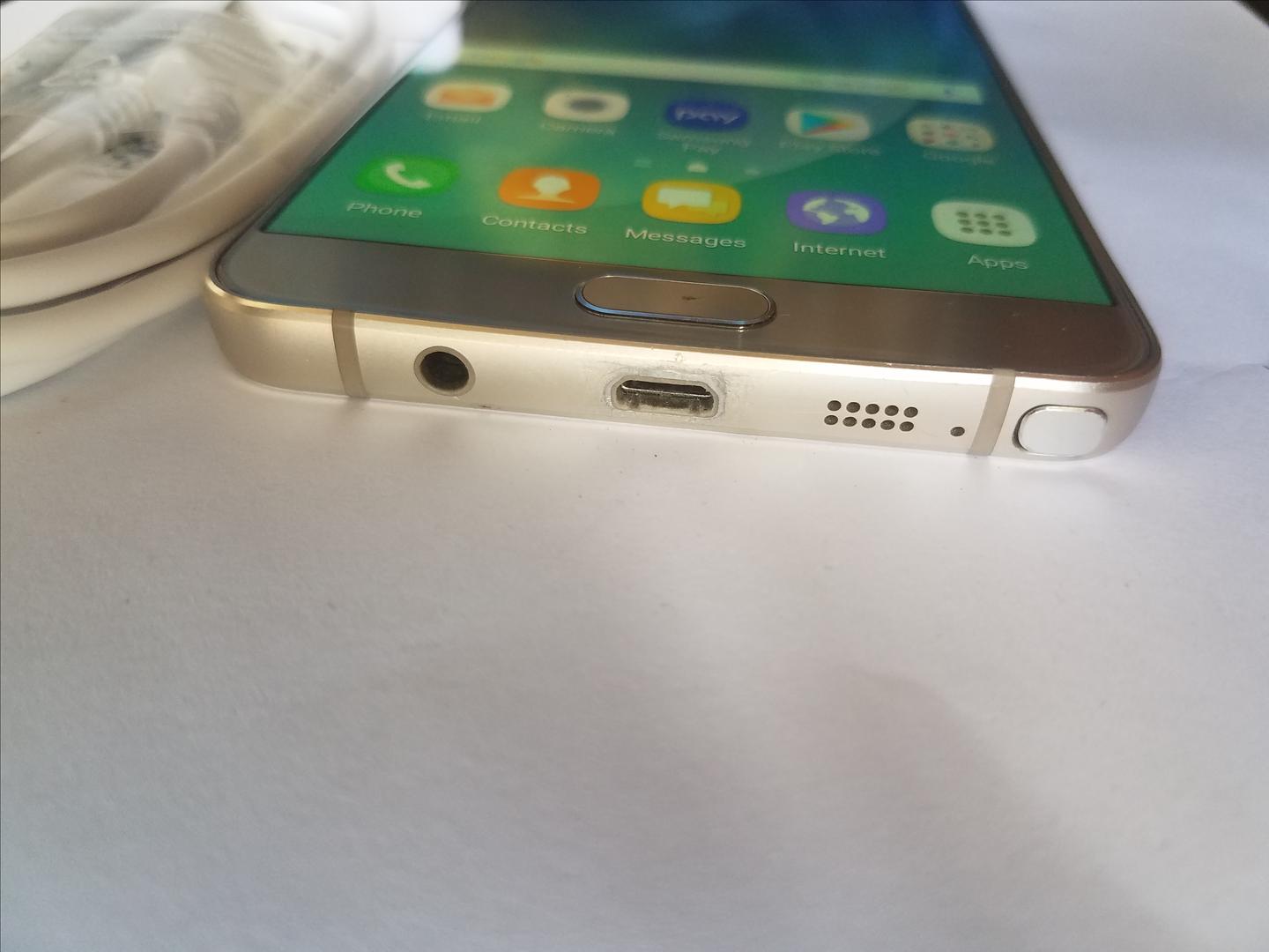 Samsung Galaxy Note 5 - Unlocked, Gold, 64GB, SM-N9200 - LRVV34832 - Swappa