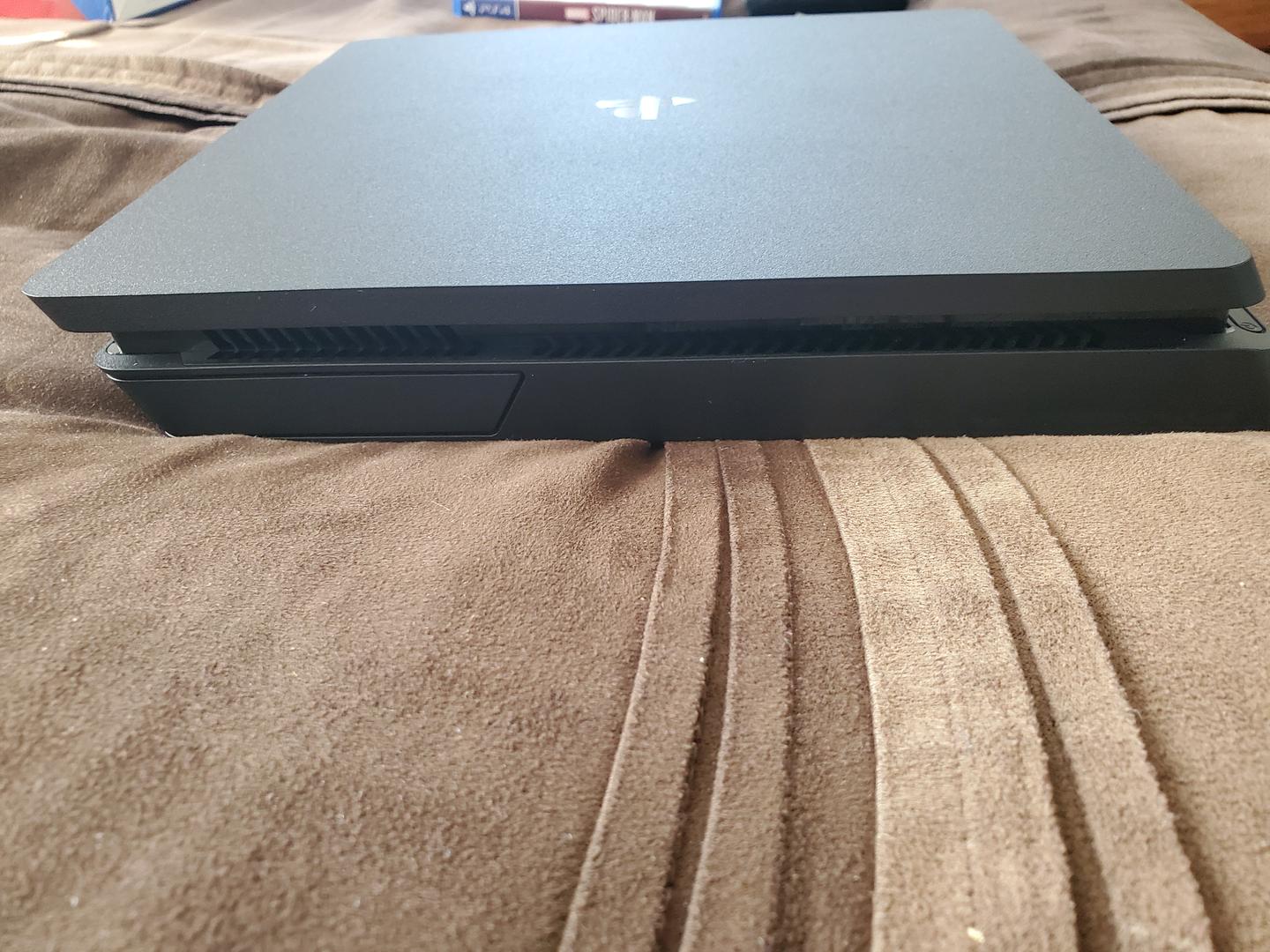 PlayStation 4 Slim - Blue, 1TB, Days of Play - LRVX48406 - Swappa