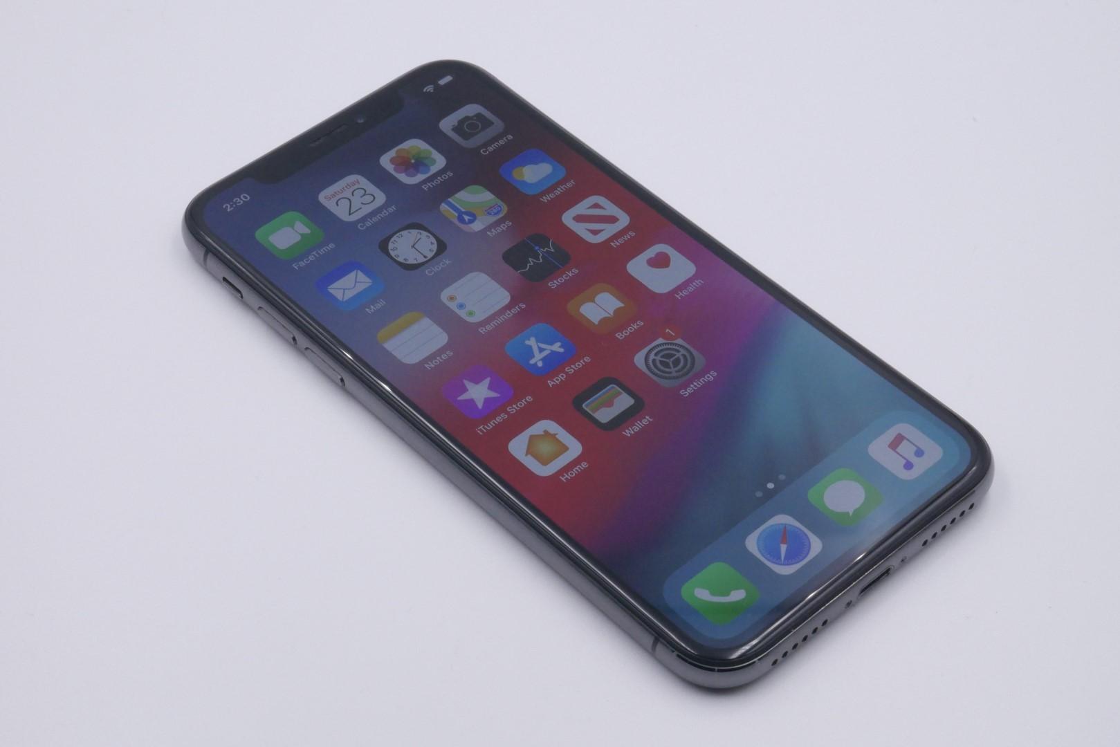 Apple iPhone X - Unlocked, Gray, 256GB, A1865 - LRWS38094 - Swappa