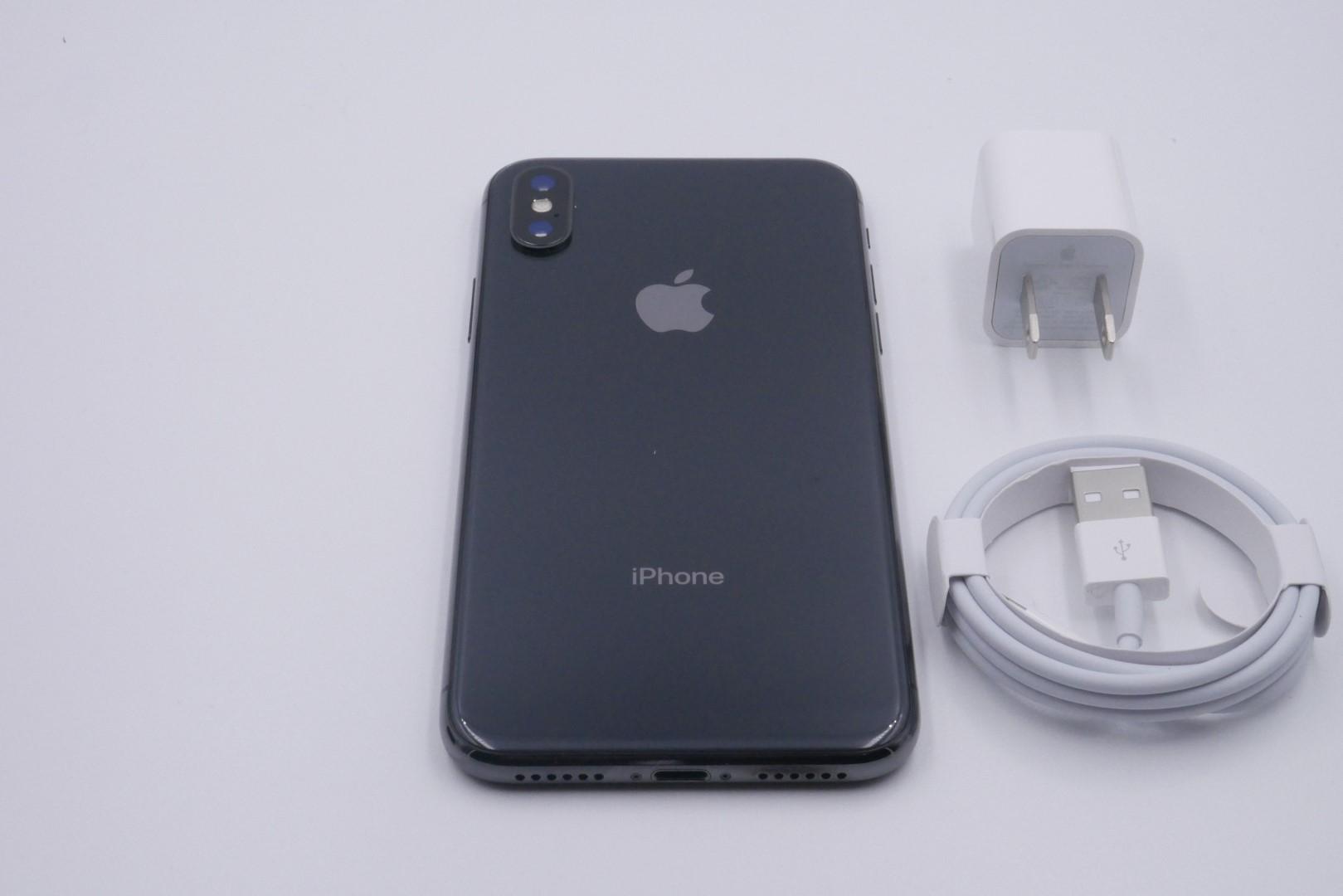 Apple iPhone X (Unlocked) [A1865] - Gray, 256 GB - LRWS38094 - Swappa