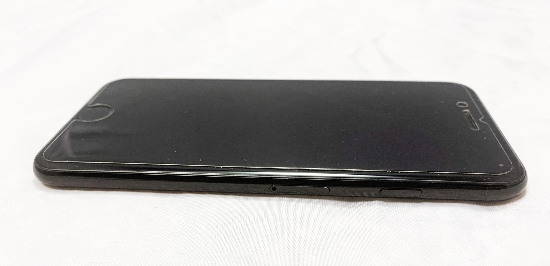 Apple iPhone 7 - Unlocked, Jet Black, 128GB, A1778, GSM - LRXY17110 ...