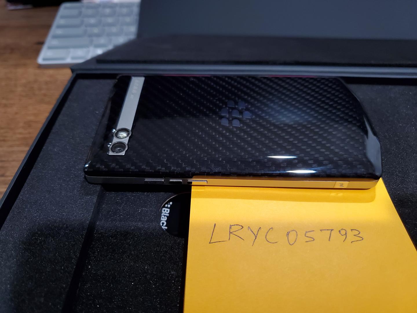 Blackberry P9983 Porsche Design (GSM Only) - Unlocked, Black, 64GB, 2GB ...