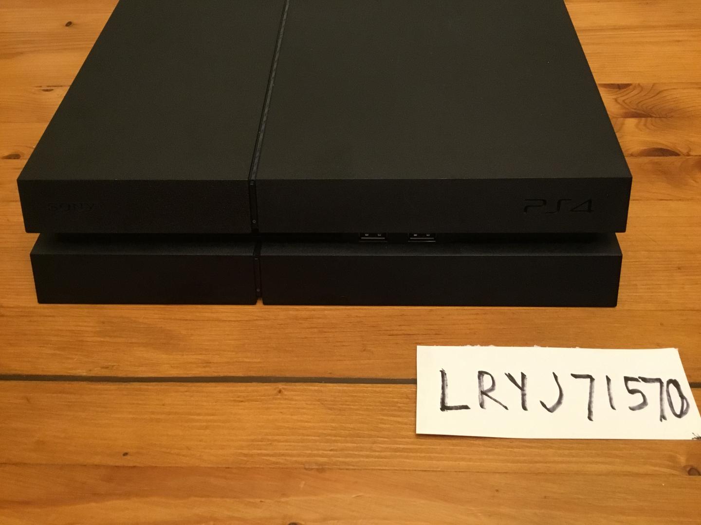 PlayStation 4 - Black, 500GB, Standard - LRYJ71570 - Swappa