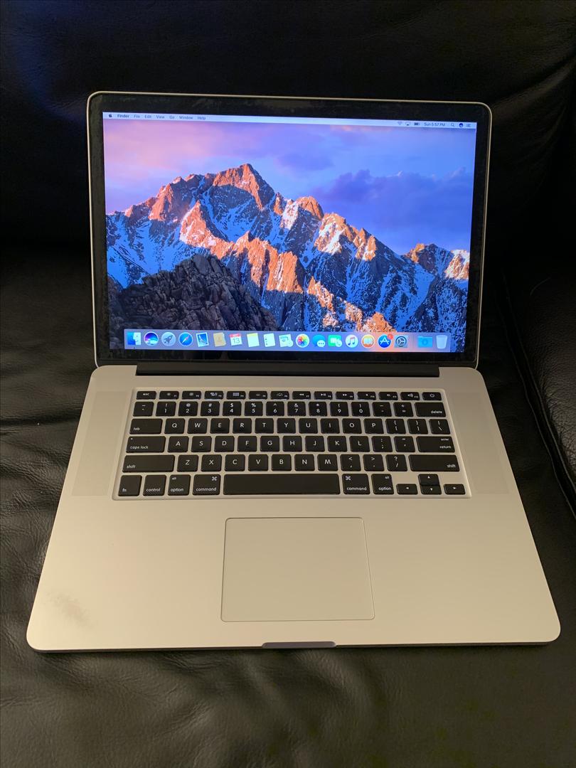 MacBook Pro 2015 (Retina) - 15" - Silver, 512GB, 16GB - LRZE57936 - Swappa