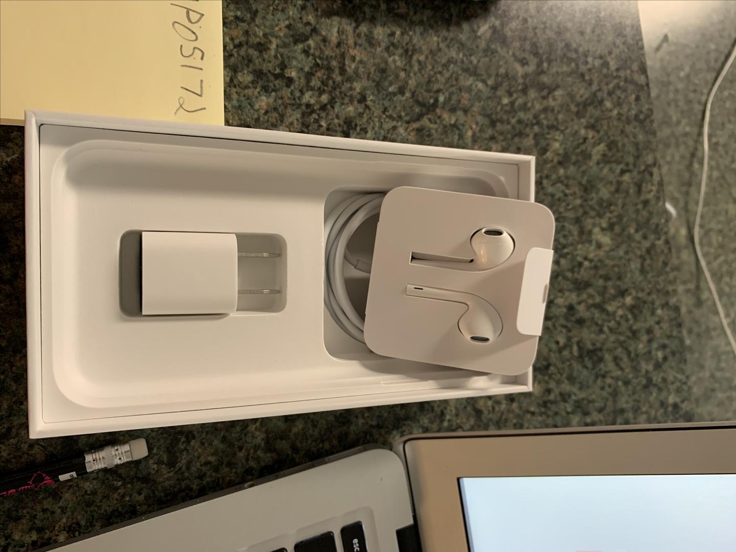 Apple iPhone Xr (Spectrum) [A1984] - Blue, 64 GB - LTMP05172 - Swappa