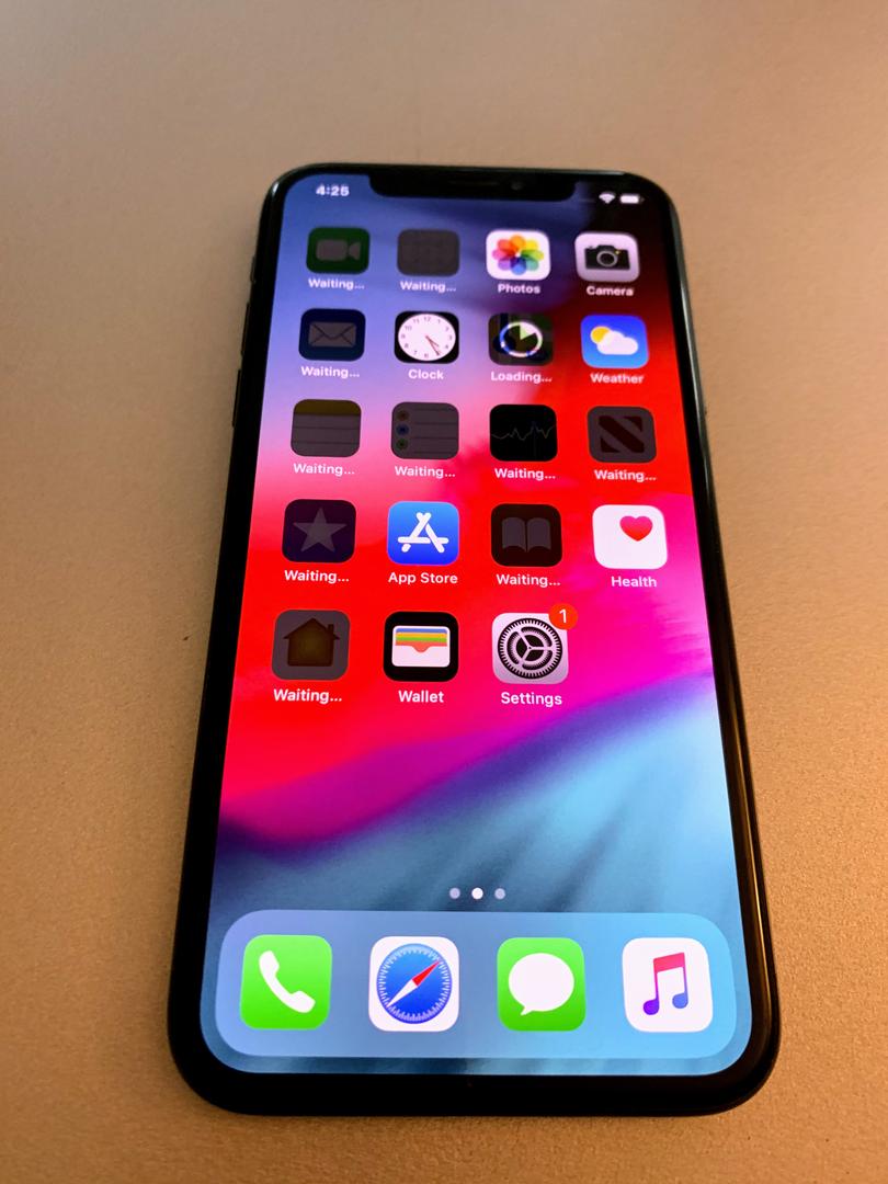 Apple iPhone X - Verizon, Gray, 64GB, A1865 - LTMQ01524 - Swappa