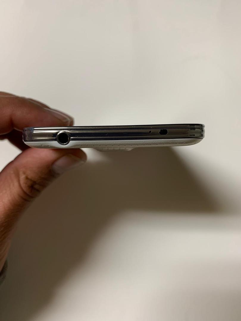 Samsung Galaxy S5 - T-Mobile, White, 16GB, SM-G900T - LTMX08452 - Swappa