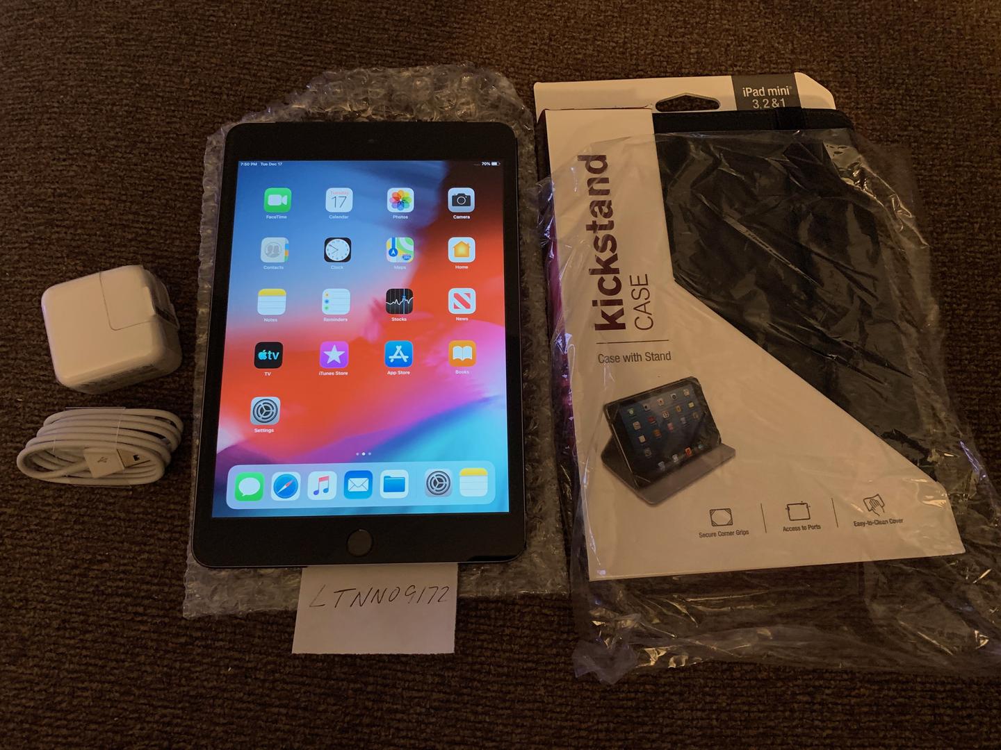 Apple iPad Mini 3 - Unlocked, Gray, 128GB, A1600 - LTNN09172 - Swappa