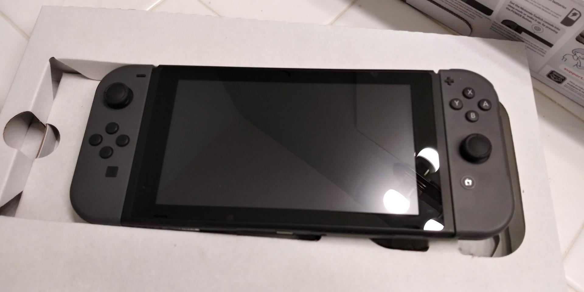 Nintendo Switch - Grey, 32GB - LTNY02345 - Swappa