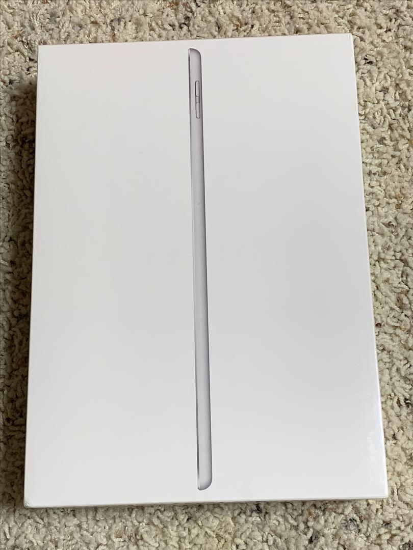 Apple iPad 7th Gen - Wi-Fi, Silver, 128GB, A2197 - LUAS35712 - Swappa