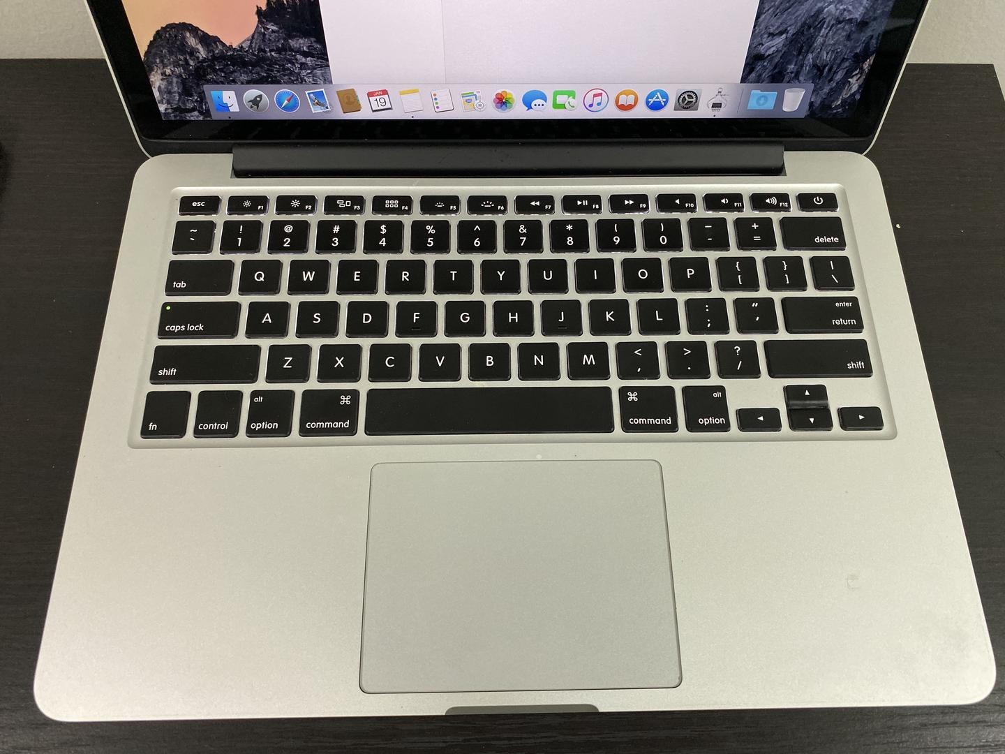 MacBook Pro 2012 (Retina) - 13" - Silver, 128GB, 8GB - LUAT89706 - Swappa