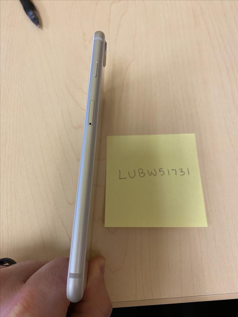 Apple iPhone 8 Plus - Verizon, Silver, 64GB, A1864 - LUBW51731 - Swappa