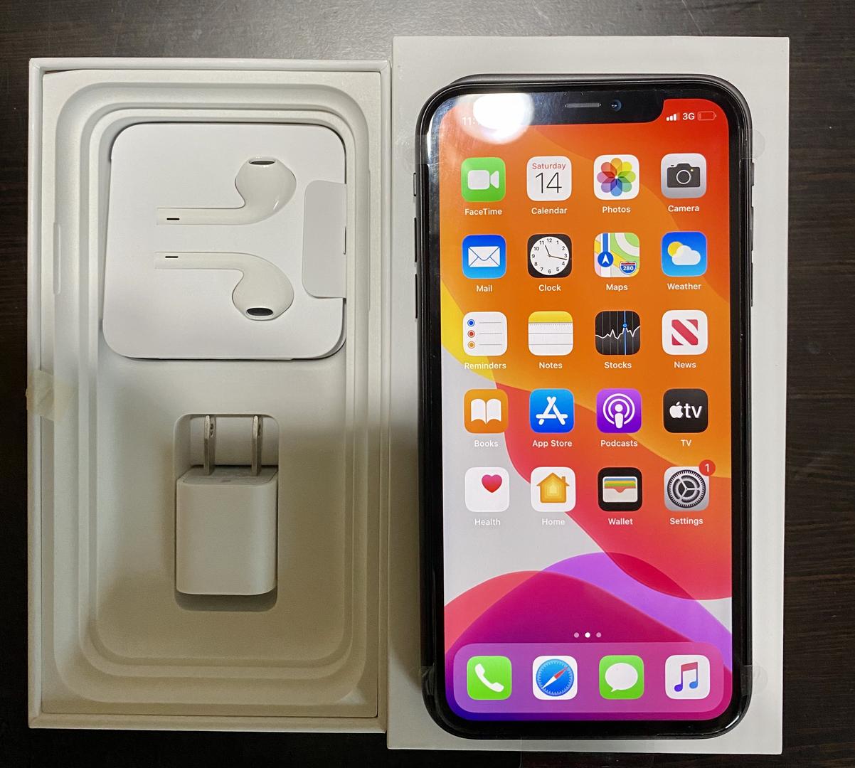 Apple iPhone 11 - Unlocked, Black, 128GB, A2111 - LUCV05591 - Swappa