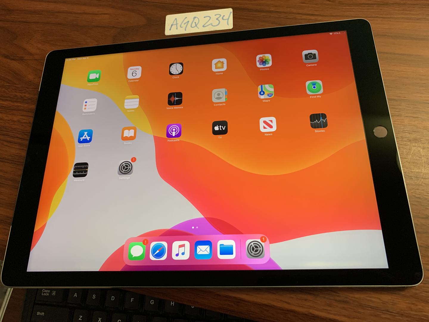 Apple iPad Pro 12.9" 1st Gen 2015 - Unlocked, Gray, 128GB, A1652, 1st ...