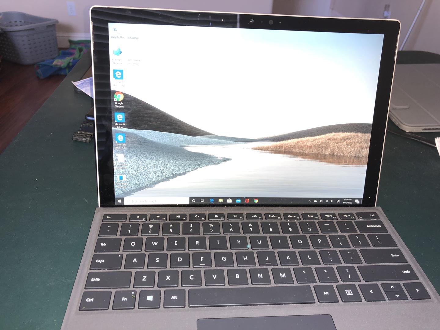 Microsoft Surface Pro 7 - I5, Platinum, 128GB, 8GB - LUEB09692 - Swappa