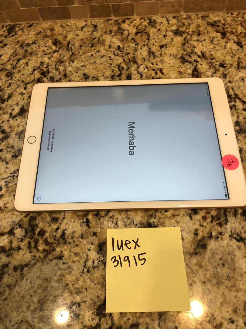 Apple iPad 7th Gen - Unlocked, Gold, 128GB, A2200 - LUEX31915 - Swappa