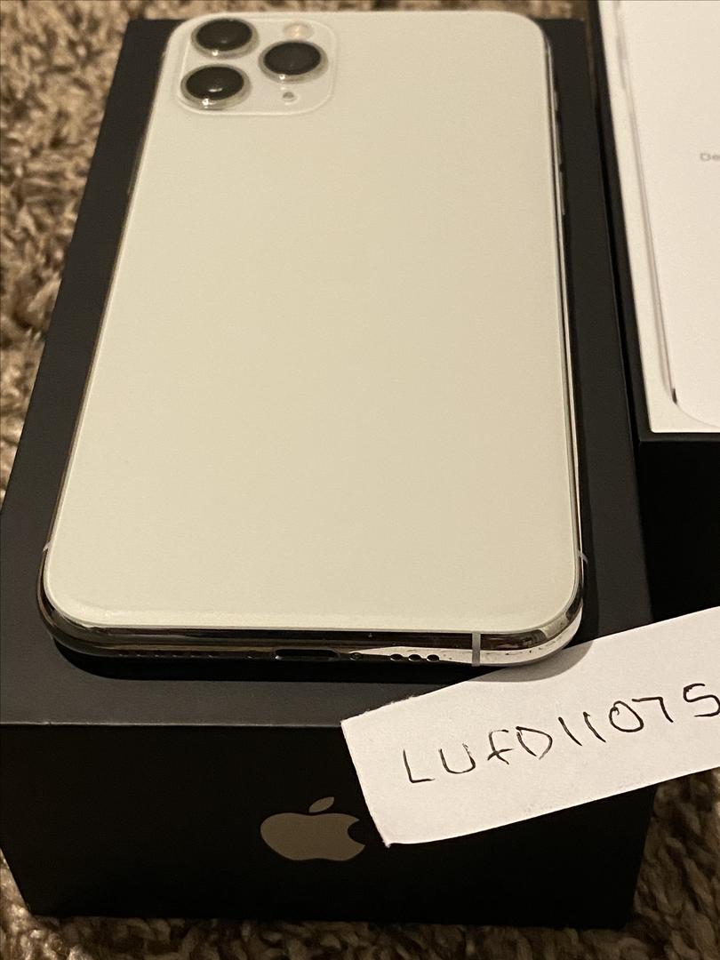 Apple iPhone 11 Pro (Unlocked) [A2160] - Silver, 256 GB - LUFD11075 ...