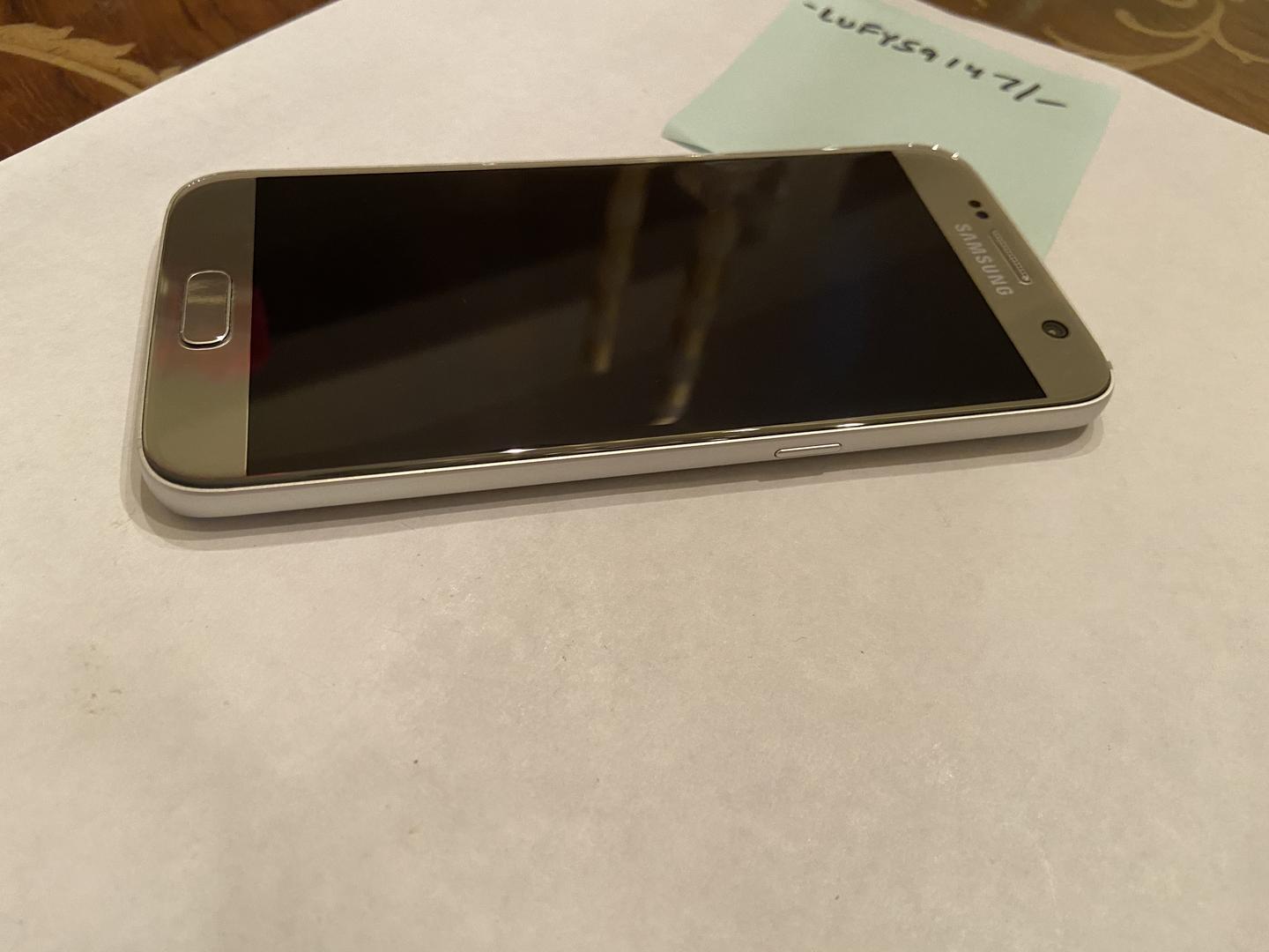 Samsung Galaxy S7 - Unlocked, Silver, 32GB, SM-G930W8 - LUFY59147 - Swappa