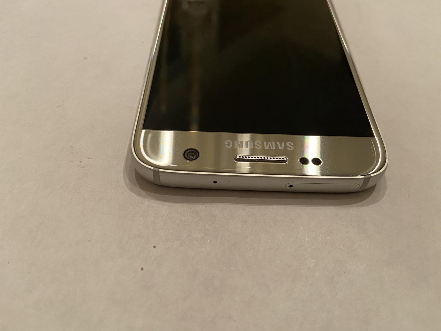 Samsung Galaxy S7 - Unlocked, Silver, 32GB, SM-G930W8 - LUFY59147 - Swappa