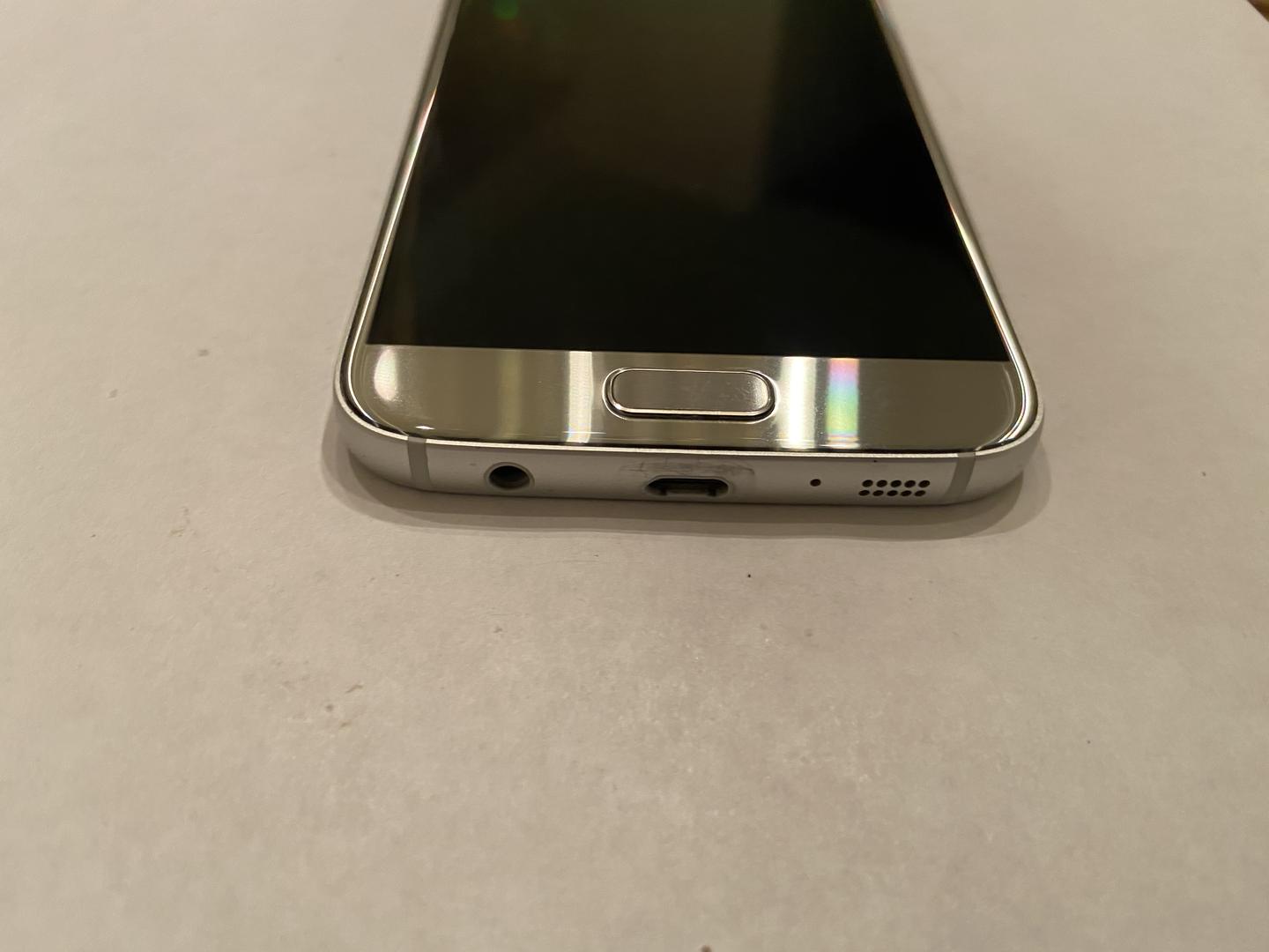 Samsung Galaxy S7 - Unlocked, Silver, 32GB, SM-G930W8 - LUFY59147 - Swappa