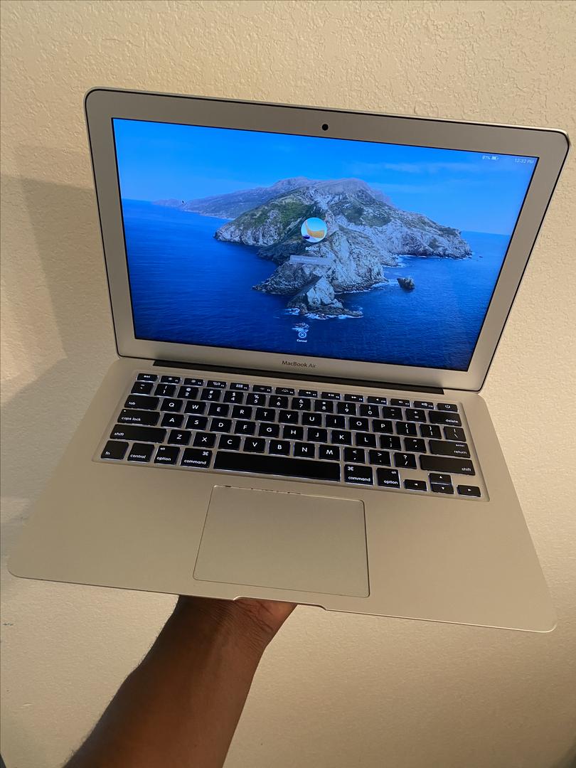 MacBook Air 2017 - 13" - I5, Silver, 128GB, 8GB - LUGR94934 - Swappa