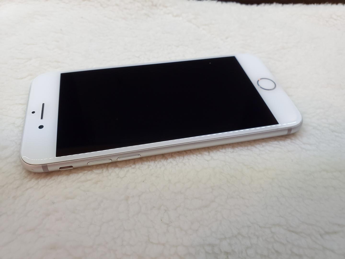 Apple iPhone 7 (AT&T) [A1778] - Silver, 256 GB - LUGR98070 - Swappa