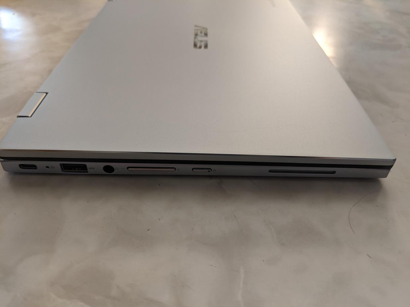 Asus Chromebook Flip C433 - I5, 64GB, 4GB - LUKD17783 - Swappa