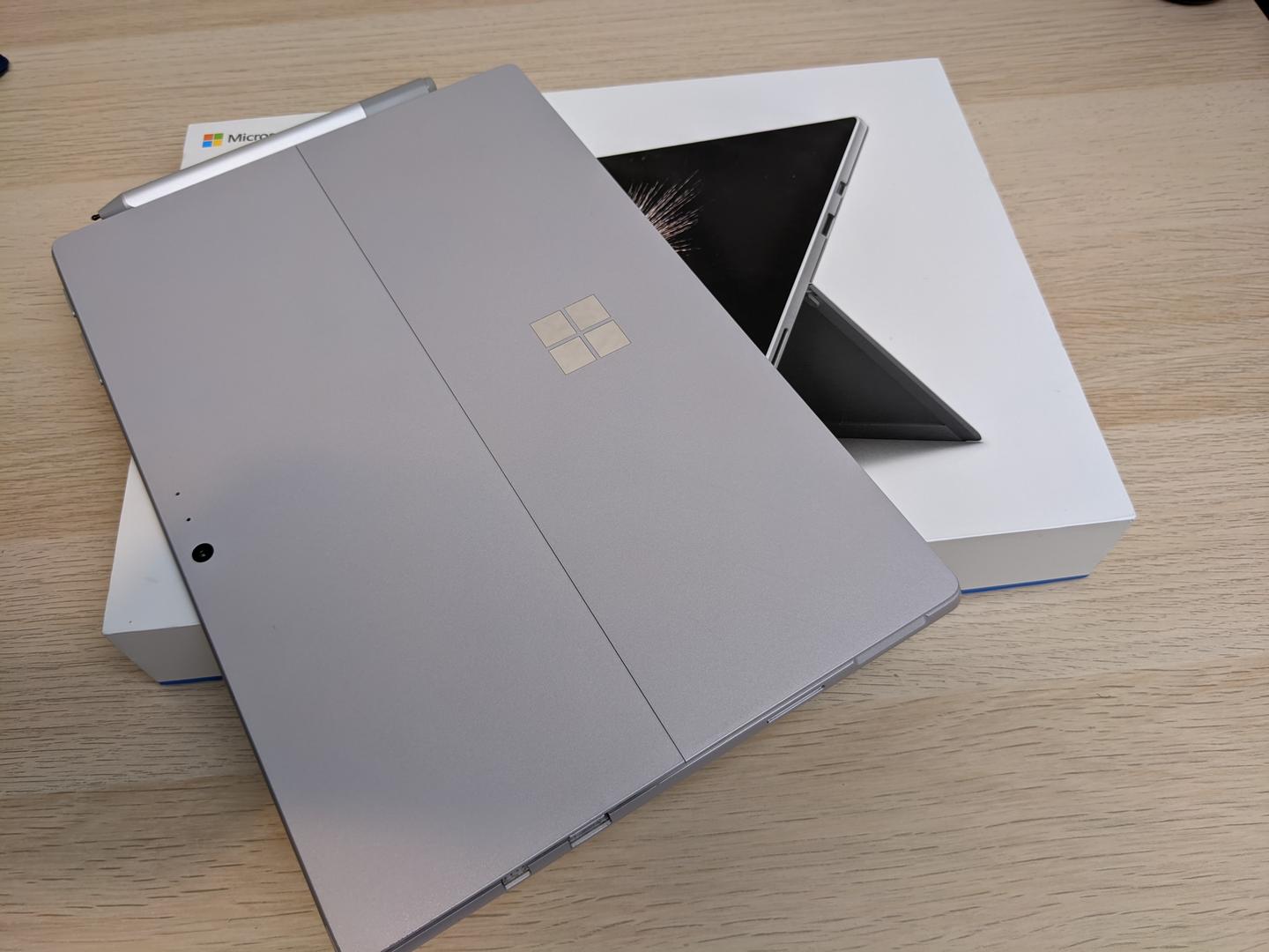 Microsoft Surface Pro 5 (2017) - Wi-Fi, Silver, 128GB, 4GB - LULM86139 ...