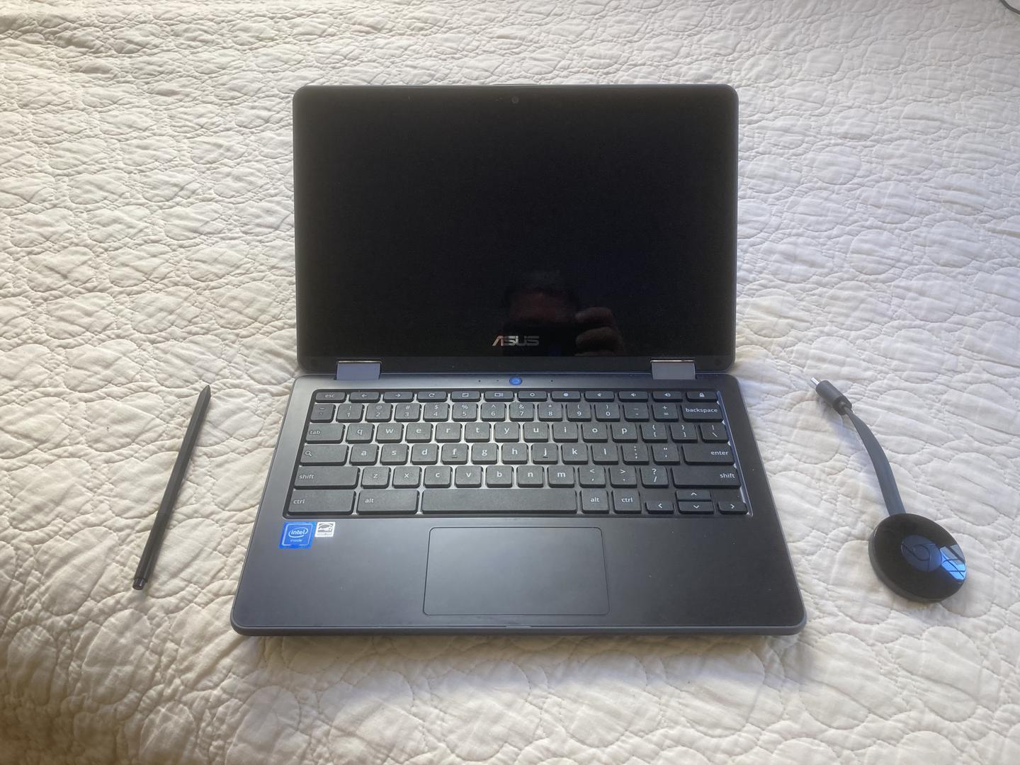 Asus Chromebook Flip C213 - 32GB, 4GB - LUMT15056 - Swappa