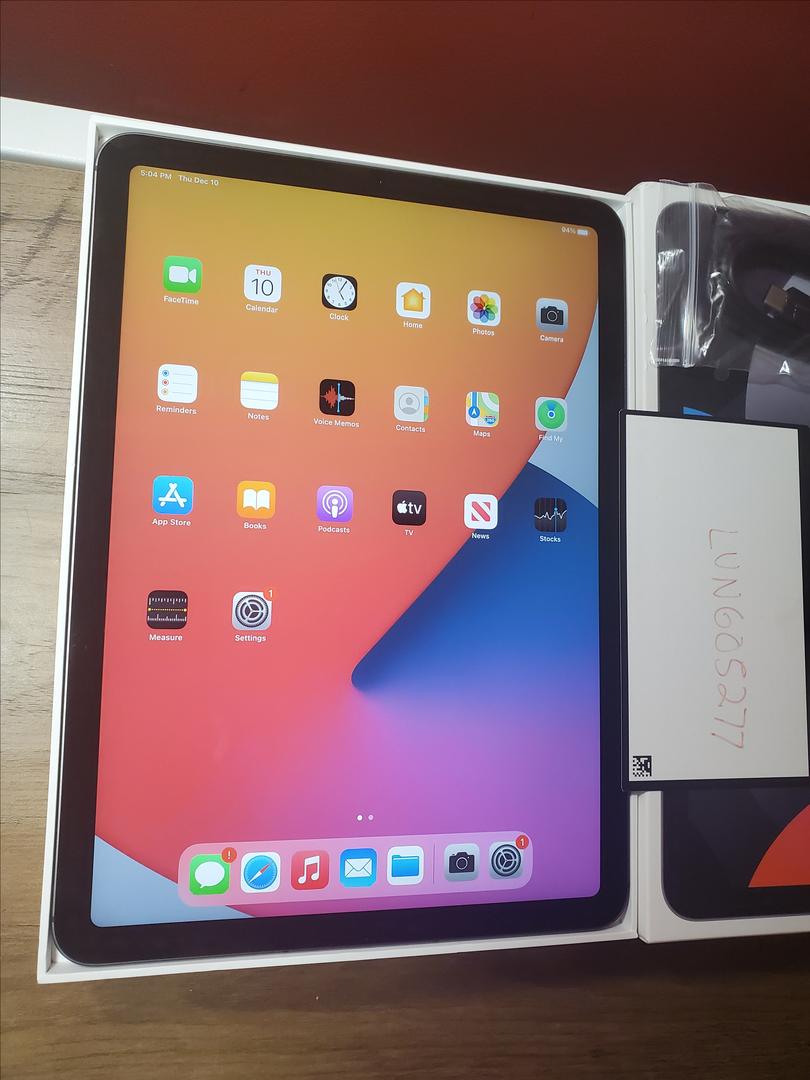 Apple iPad Air 4th Gen - Unlocked, Gray, 64GB, A2324 - LUNG05277 - Swappa