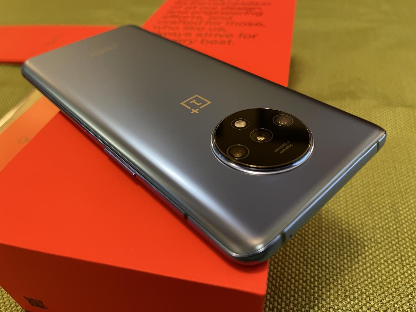 OnePlus 7T - T-Mobile, Blue, 128GB, 8GB, HD1907 - LVBZ61361 - Swappa