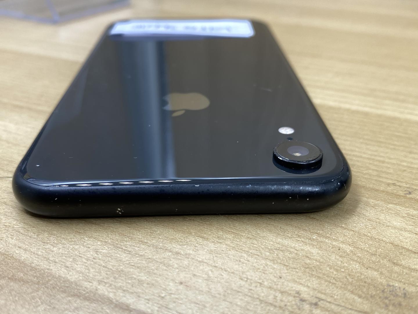 Apple iPhone Xr - Unlocked, Black, 64GB, A1984 - LVFQ36098 - Swappa