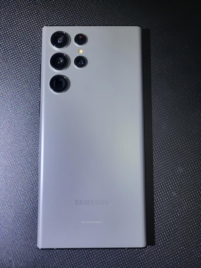 Samsung Galaxy S22 Ultra - Unlocked, Graphite, 256GB, 12GB, SM-S908U1 ...