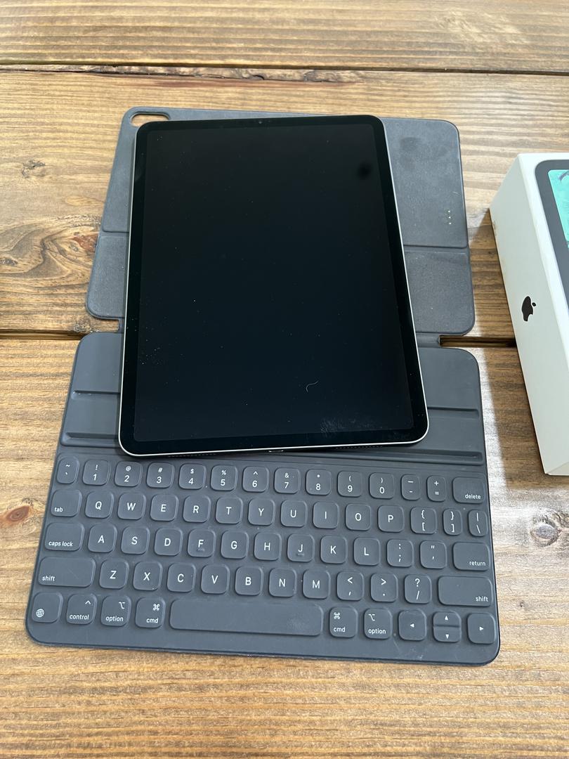 Apple iPad Pro 11" 2018 (Wi-Fi) [A1980] - Gray, 64 GB - LWIK28866 - Swappa