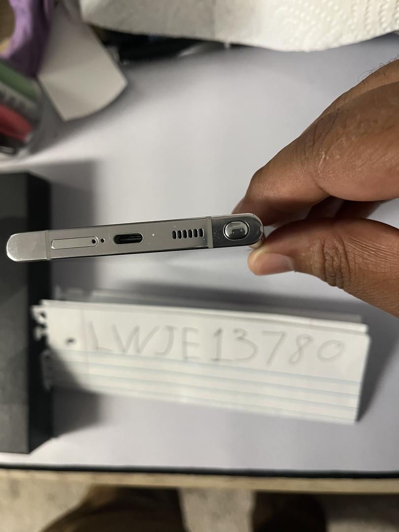 Samsung Galaxy S22 Ultra - T-Mobile, White, 256GB, 12GB, SM-S908U ...