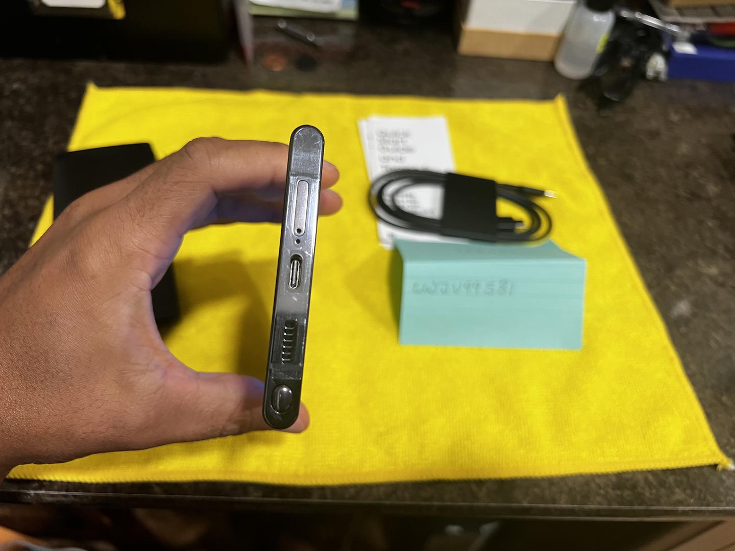 Samsung Galaxy S22 Ultra - T-Mobile, Black, 256GB, 12GB, SM-S908U ...