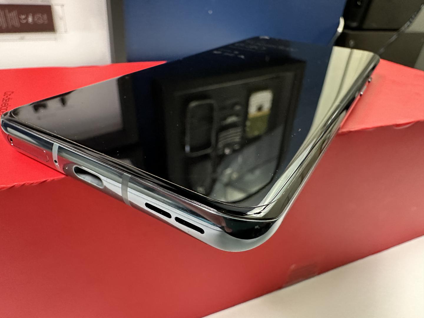 OnePlus 9 Pro - Unlocked, Green, 256GB, 12GB, LE2125 in Miami / Fort ...