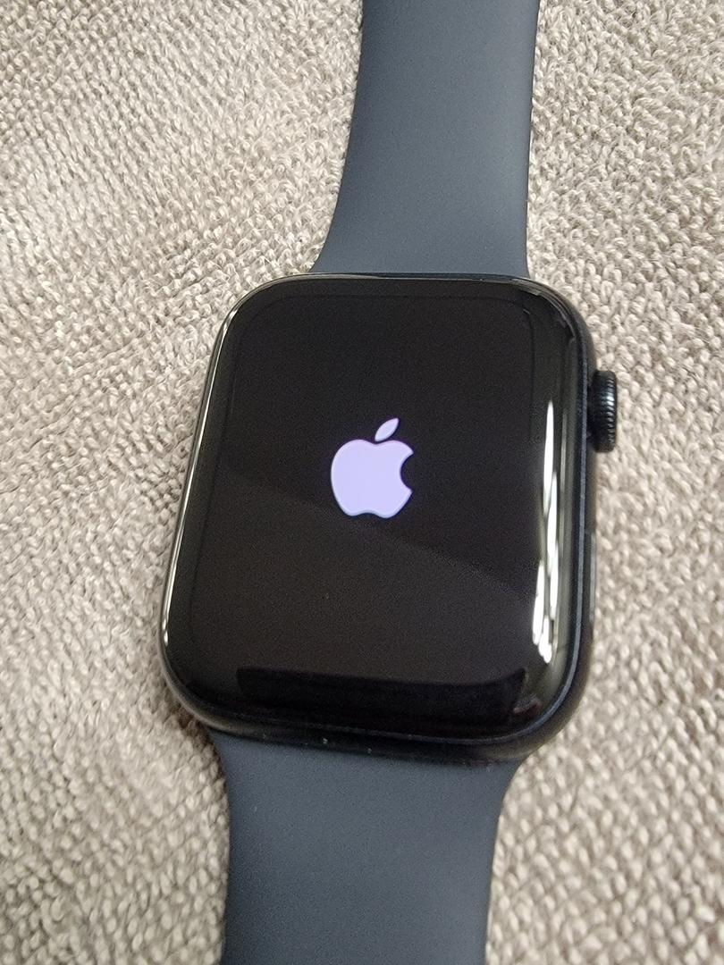 Apple Watch SE 2nd Gen 44mm - Midnight, A2723 - GPS, Aluminum - LWLO34989 - Swappa