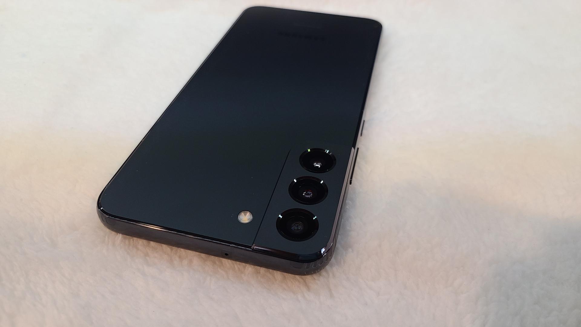 Samsung Galaxy S22 Plus - Verizon, Black, 128GB, 8GB, SM-S906U ...